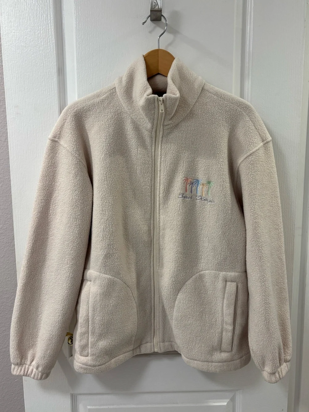 GS Sport Wear | Tops | San Diego Embroidered Rainbow Palm Tree Beige ...